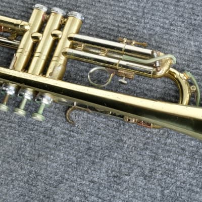 Getzen Super Deluxe Tone Balanced Bb Trumpet | Reverb