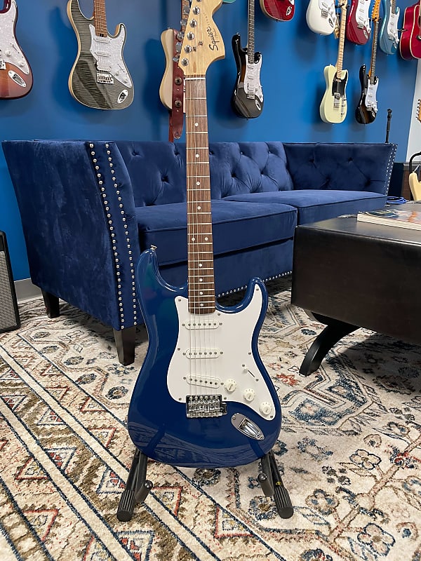 Fender Squire Stratocaster - Blue | Reverb