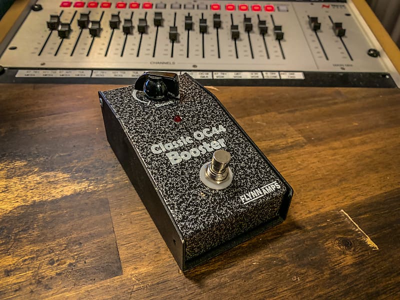 Flynn Amps OC 44 (Rangemaster Clone) Germanium Treble Booster | Reverb