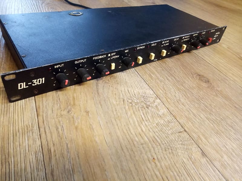 Komcon DL-301 Digital delay/chorus/flanger | Reverb