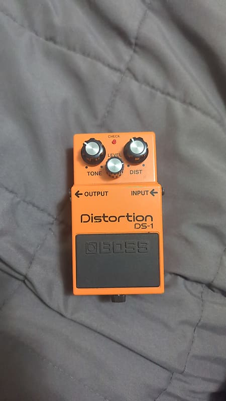 Boss DS-1 Distortion (Silver Label) 1994 - Present - Orange | Reverb