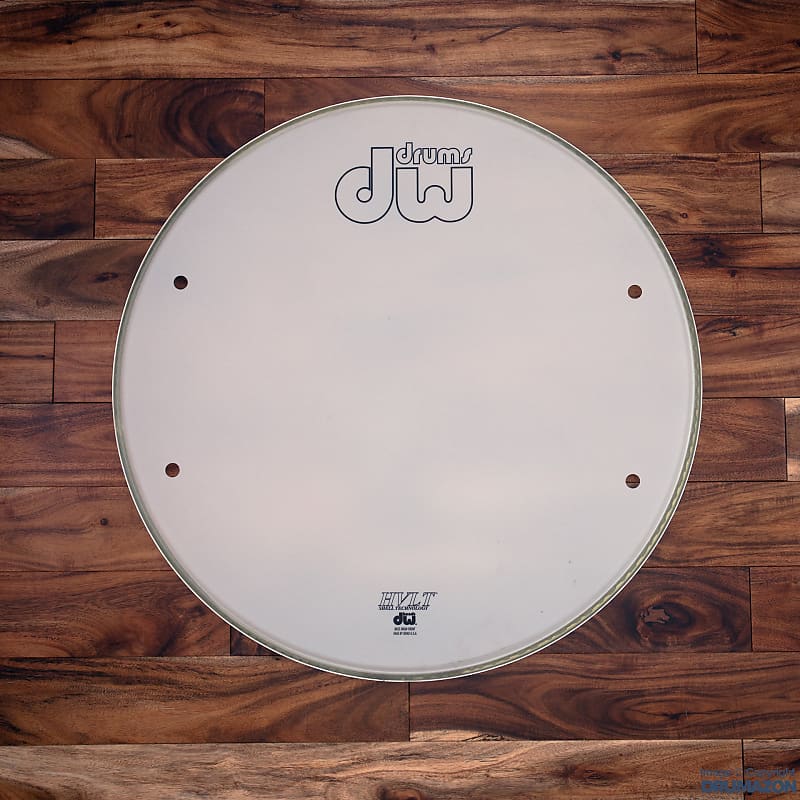 DW 20" DESIGN COATED WHITE BASS DRUM LOGO HEAD / NEW OLD | Reverb UK