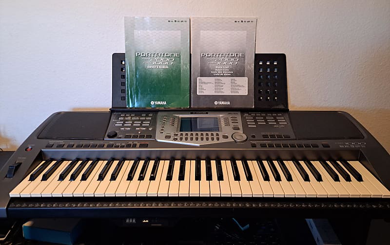 Yamaha PSR-1000 2001 - Silver | Reverb
