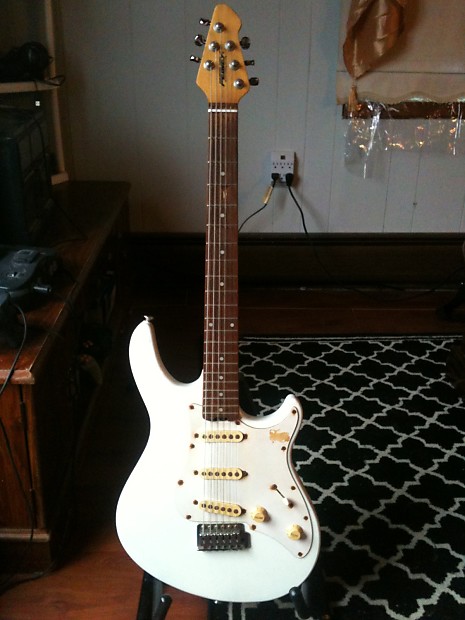 Peavey Raptor Plus 1990 White | Reverb