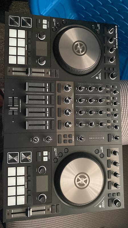 Native Instruments Traktor Kontrol S4 MK3 | Reverb