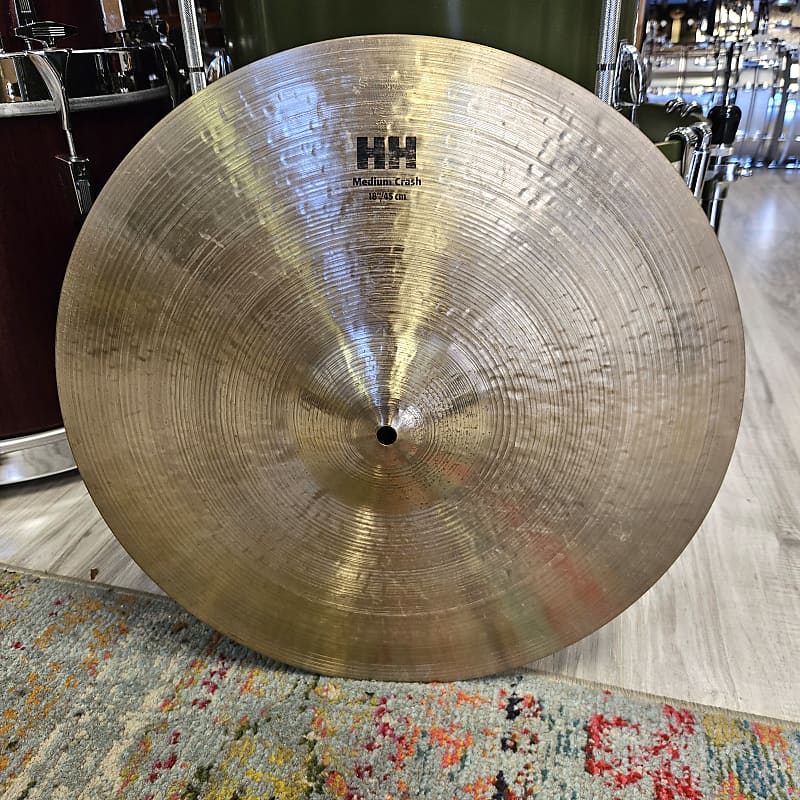Sabian HH 18" Medium Crash 1620g | Reverb