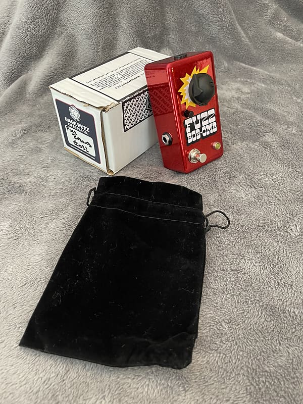 Rare Buzz Effects Fuzz Bob-Omb 2021 Red Sparkle | Reverb