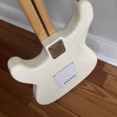 RARE White Univox Ripper Strat w Maxon pickups and original | Reverb