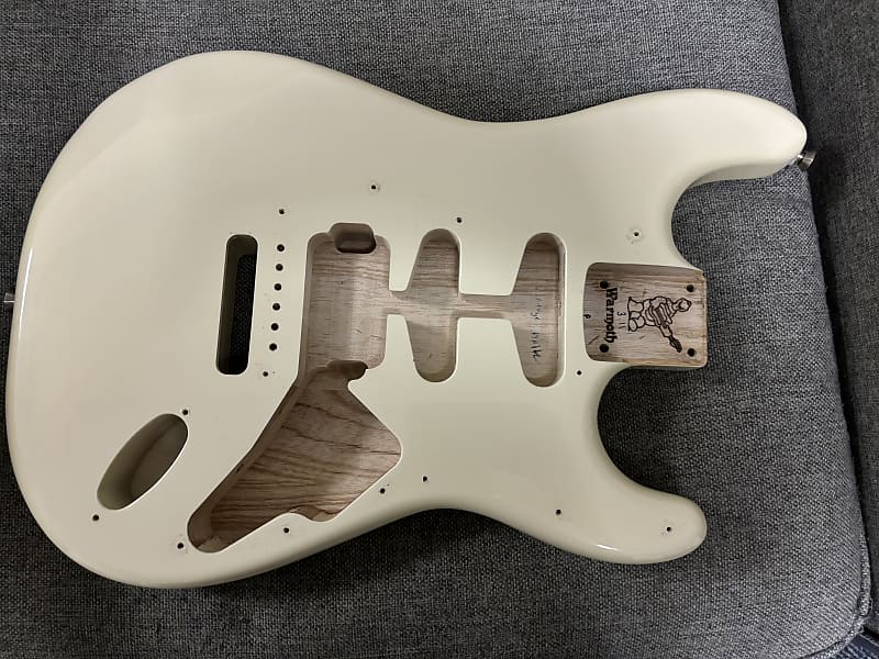 Light Weight Warmoth Swamp Ash Stratocaster Body 2020 - | Reverb