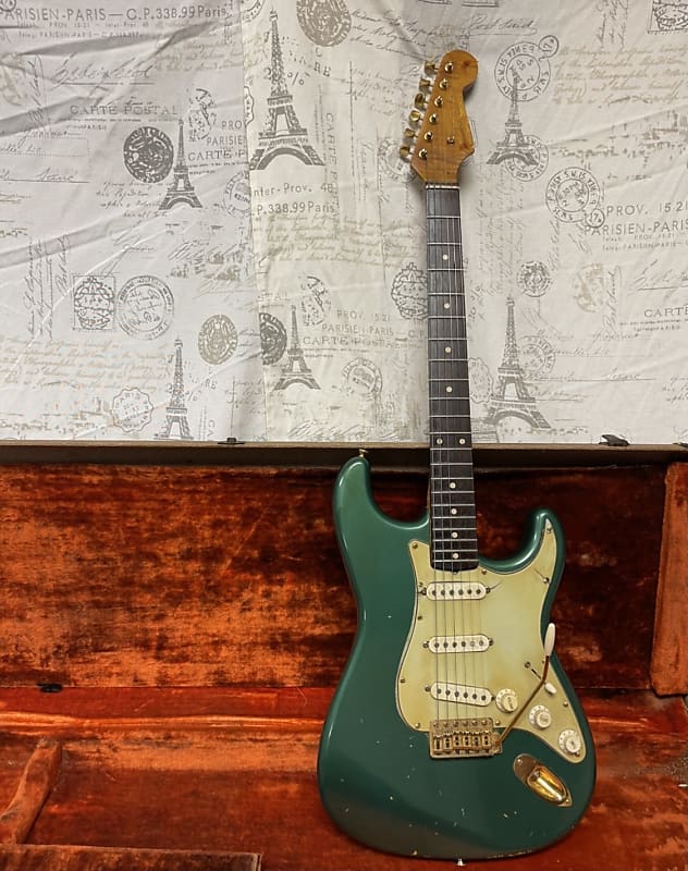 Lic Brazilian B. Hefner Neck Vintage Partscaster 1998 | Reverb