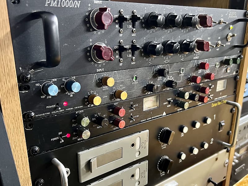 Trident CB-9066 Equalizer 1980’s 80b style 5 band analog EQ | Reverb