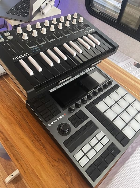 Maschine Plus + Minilab 2. Battery Powered & Loaded w Sounds! | Reverb