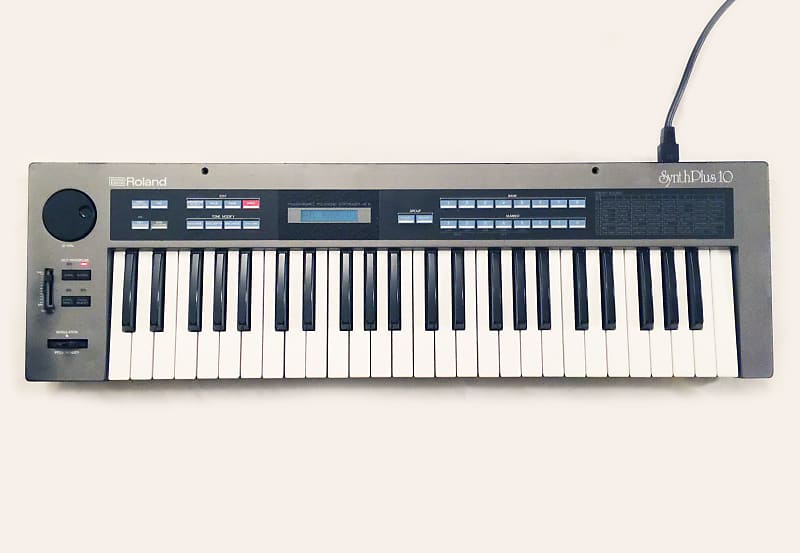 ROLAND HS-10 SynthPlus 10/Alpha Juno 1 Analog Synthesizer | Reverb