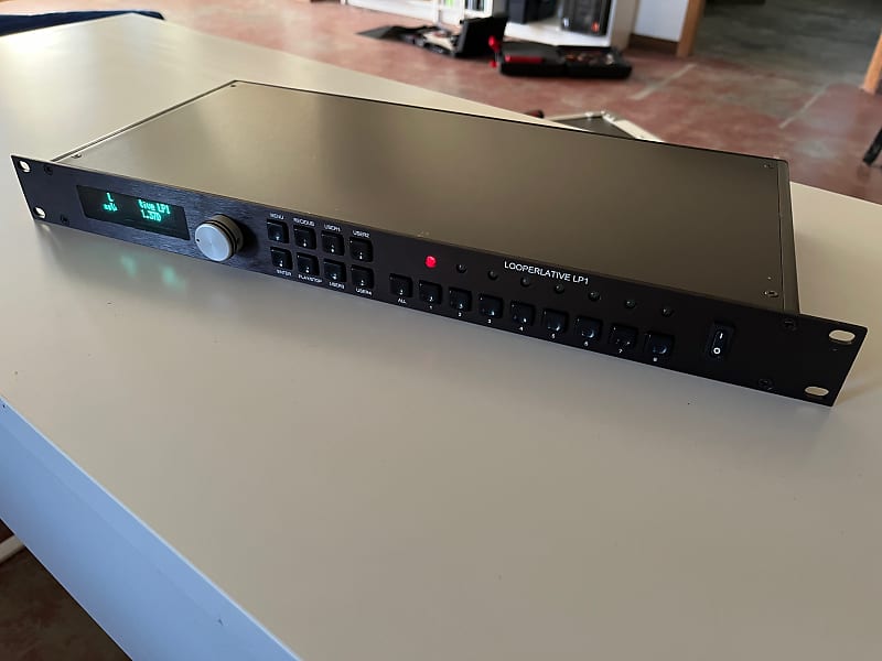 Looperlative LP1 (Gen A) - 8 Stereo-track Looper - MINT | Reverb