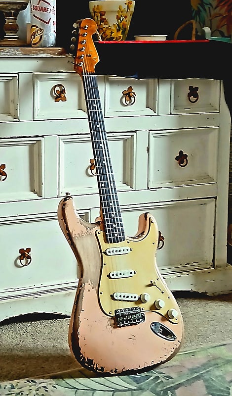 Stratocaster dirty shell pink ultra heavy relic masterbuilt | Reverb