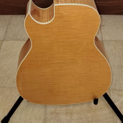 Dobro Cutaway Resonator Guitar DW90C 2001 - Figured Maple | Reverb