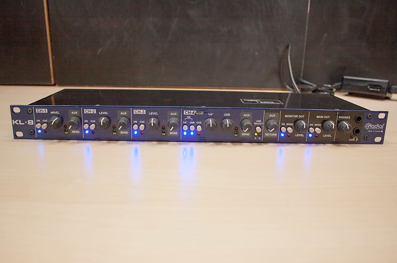 Radial KL-8 Rackmount Keyboard Mixer 2019 - Blue / Black | Reverb