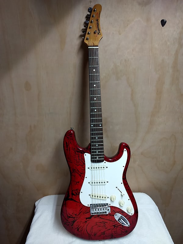 Samick LS-11/GTWSB - Red with black design | Reverb UK