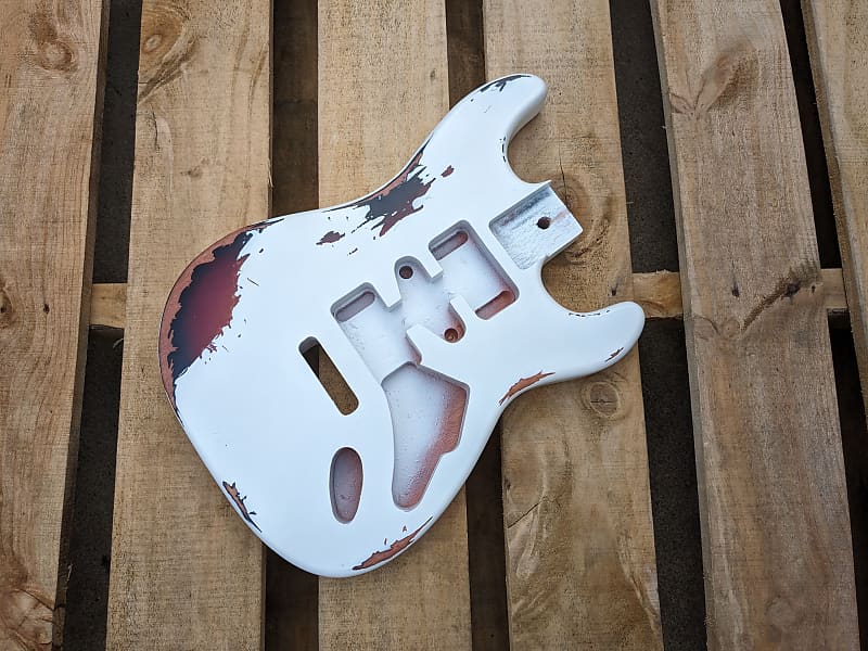 Relic White over Sunburst Strat Body DIY | Reverb UK