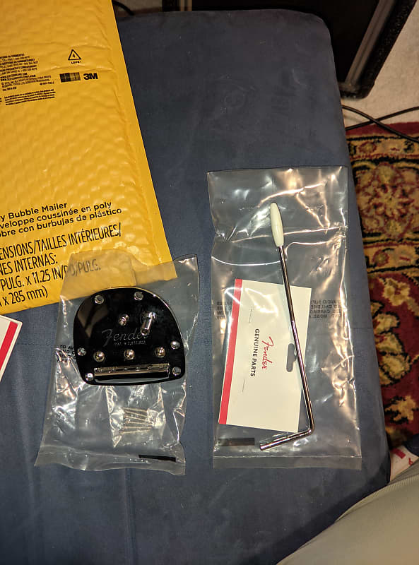 Fender Jaguar / Jazzmaster Vibrato / Tremolo with Arm and Tip | Reverb