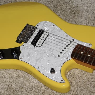 Fender USA Cyclone 2000 Surf Green MIA w/ Noiseless Single | Reverb