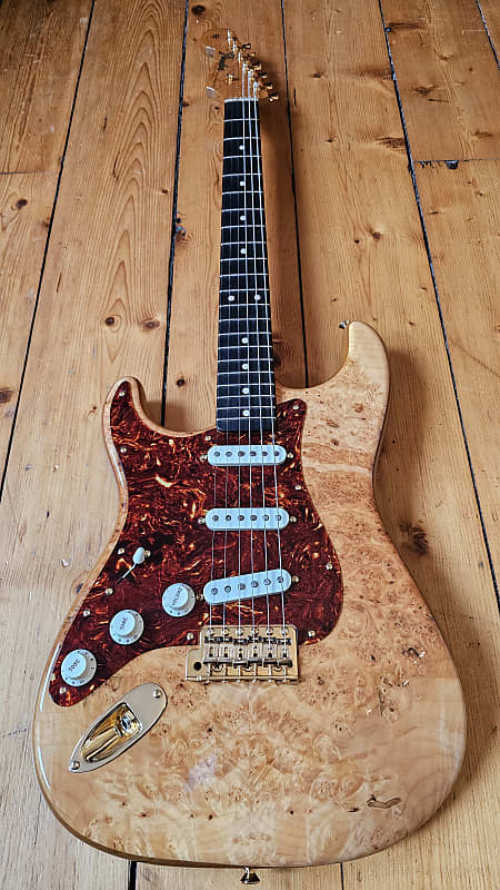 Fender Artisan Maple burl 56 stratocaster left handed 2000 | Reverb