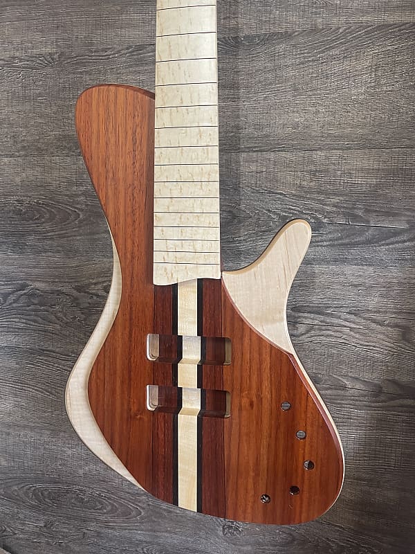 MGbass WaveBird 5 strings bartolini pickups and preamp | Reverb Canada