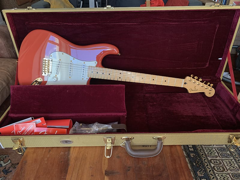 Fender FSR Tribute Stratocaster Fiesta Red 2021 - Fiesta Red | Reverb