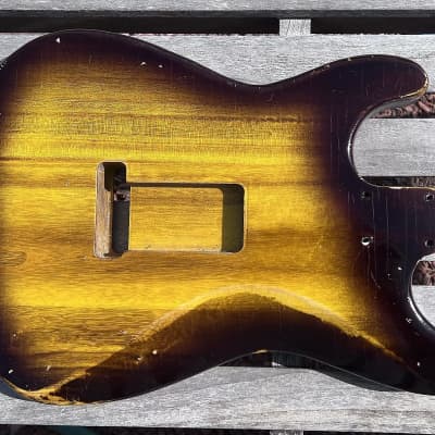 Strat BODY RELIC Reborn Old - 2 Tone SUNBURST Nitrocellulose | Reverb