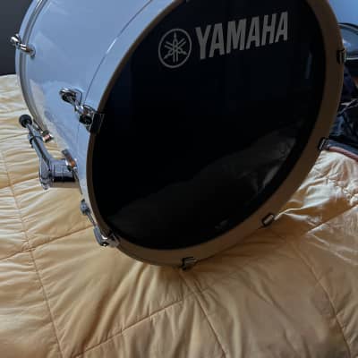 Yamaha Stage Custom Birch Bass Drum 22x17 White | Reverb