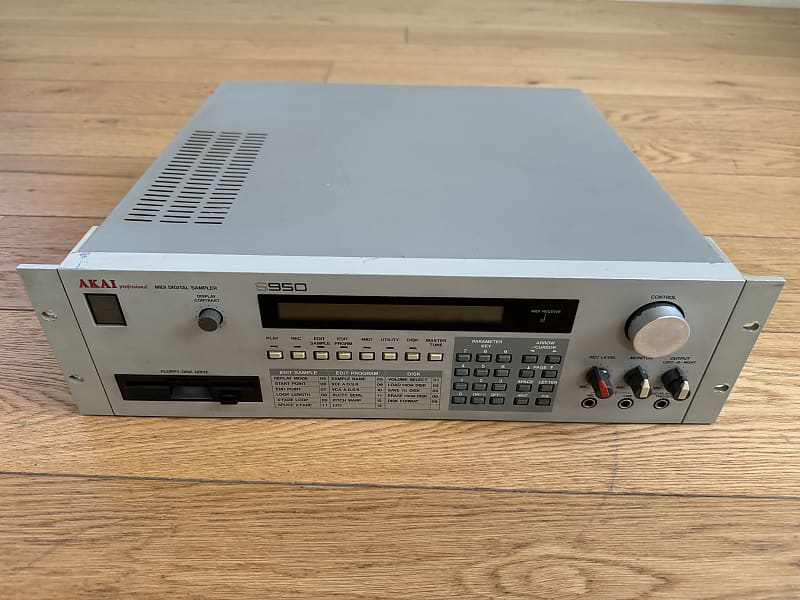 Akai S950 MIDI Digital Sampler 1988 | Reverb Deutschland