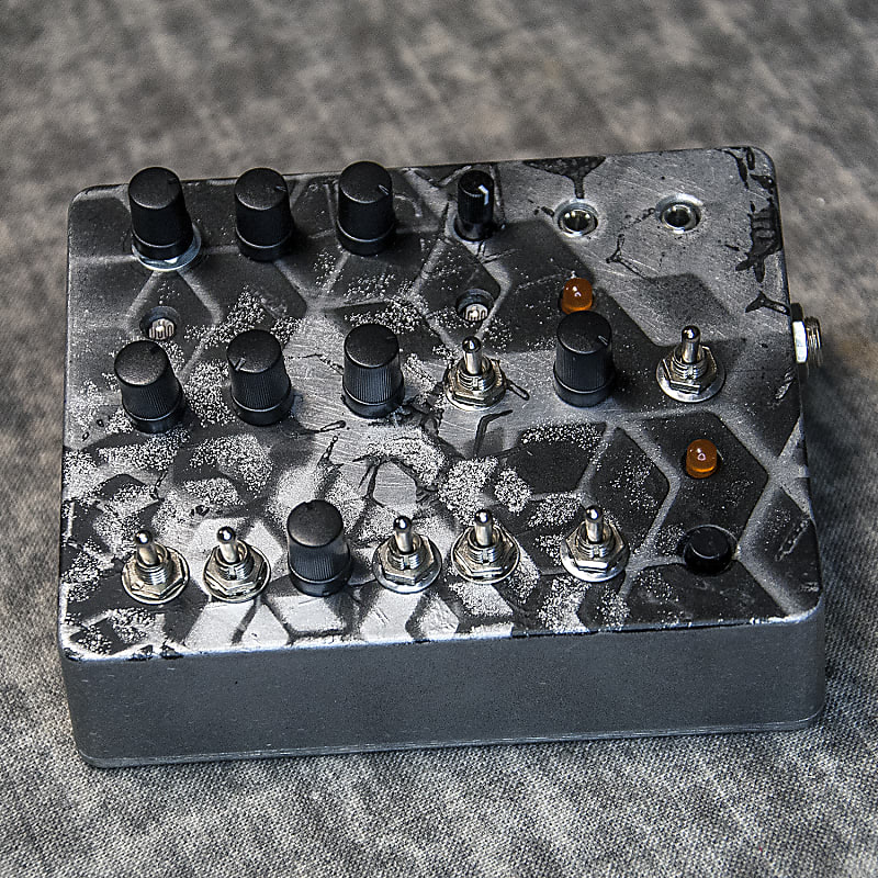 METSÄÄN DIRTY DRONE LOWLIFE - a subbass / drone / noise | Reverb