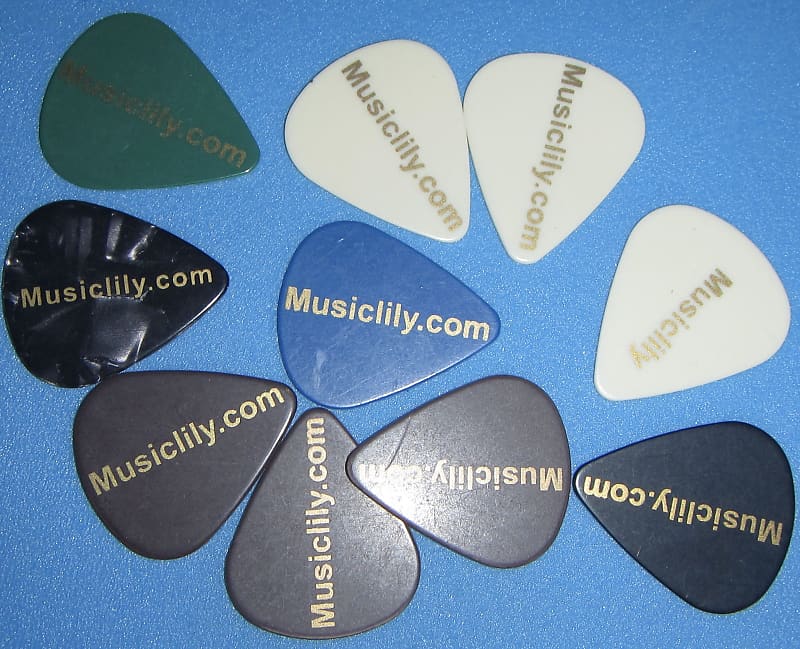 Musiclily Lot of 10 heavy gauge guitar picks 2020's - Matte | Reverb