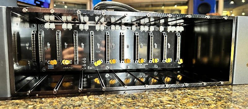 Lindell Audio 510 Power, 10 spaces, 500 series rack | Reverb