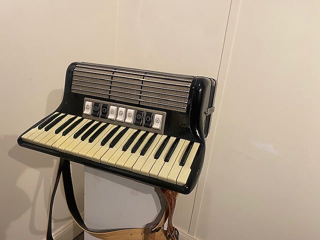 Hohner Tango II M accordion 1960s Blue/Black | Reverb