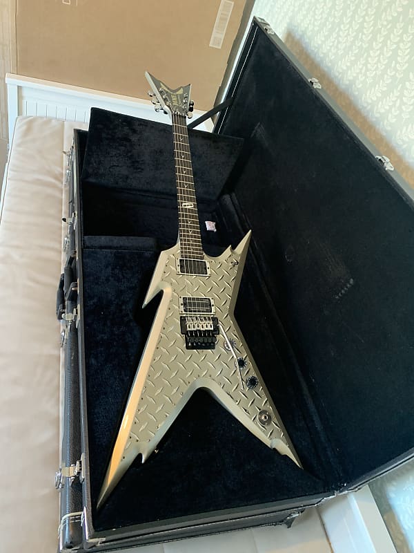 Dean Dimebag Razorback 10k commemorative Diamond Plate | Reverb UK