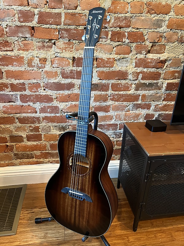 Alvarez Parlor AMP660ESHB 2023 - Shadowburst | Reverb