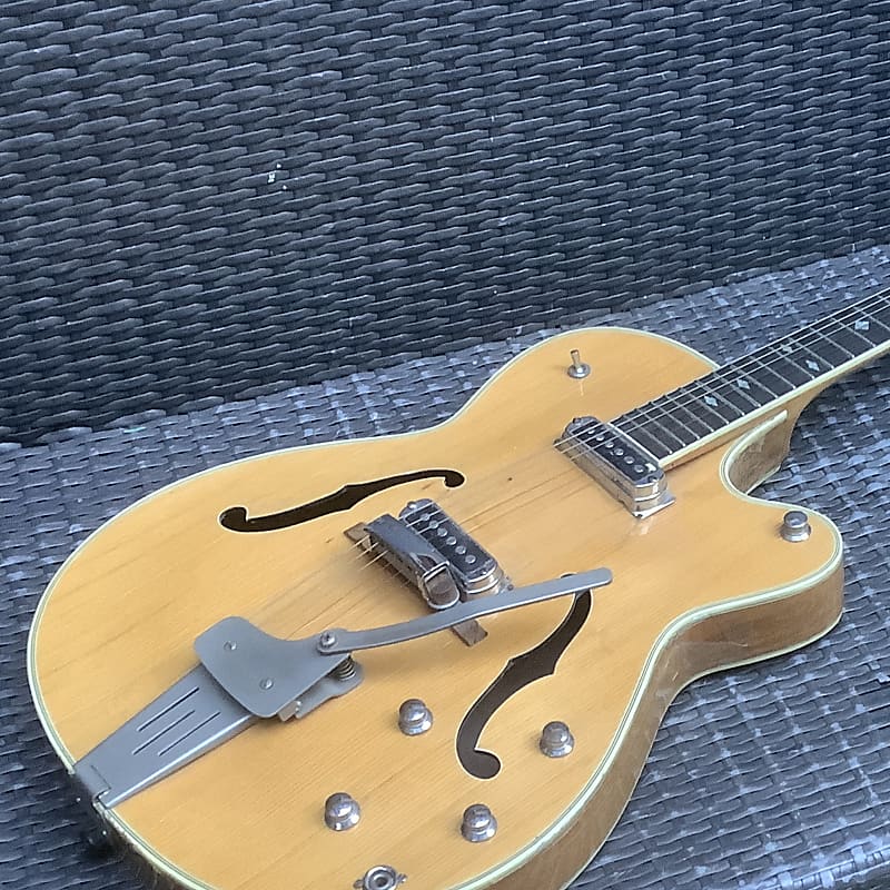 Arnold Hoyer model 55 thinline Jazz guitar 60’s | Reverb Canada