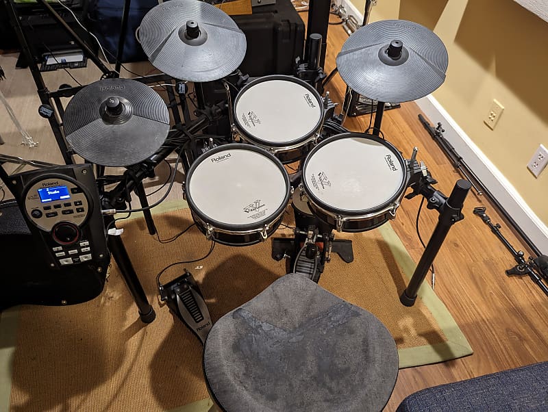 Roland TD-11 V-Drum Kit with Mesh Pads | Reverb