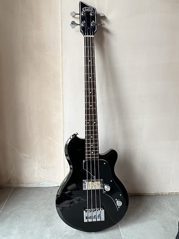 Supro Huntington 1 short scale bass gold foil pickups | Reverb UK