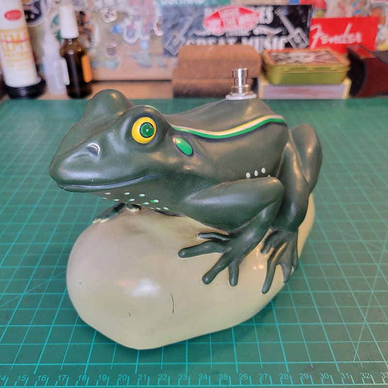 'The Fuzz Frog' pedal by Weird & Wired | Reverb