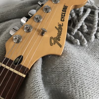 Fender USA Cyclone 2000 Surf Green MIA w/ Noiseless Single | Reverb