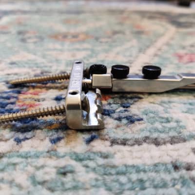 Tremol-No Pin Type (BP-2005-010) Tremolo Locking | Reverb España