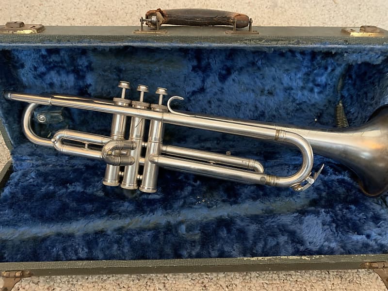 Vintage 1938 Holton Collegiate Model 506 Bb Trumpet | Reverb