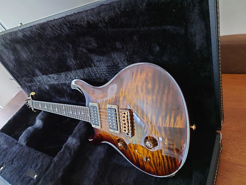 PRS Custom 24 30th Anniversary Black/Gold 'Tiger Eye' Left | Reverb UK