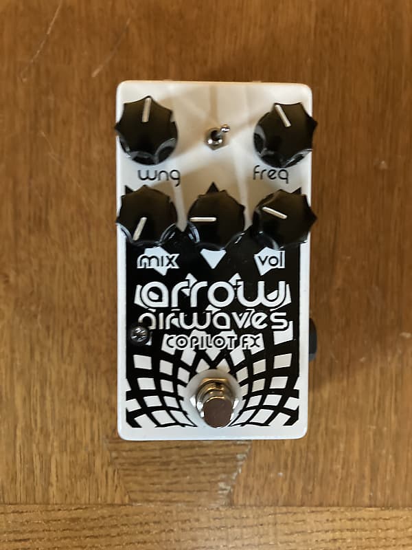 Copilot FX Arrow Airwaves - White | Reverb
