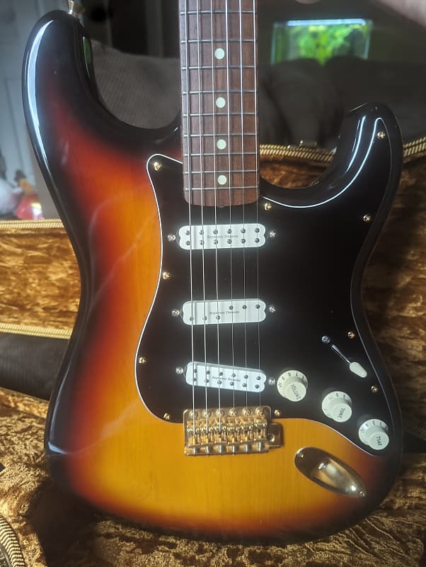 1997 CIJ 1962 reissue Fender Stratocaster - Tri-color | Reverb