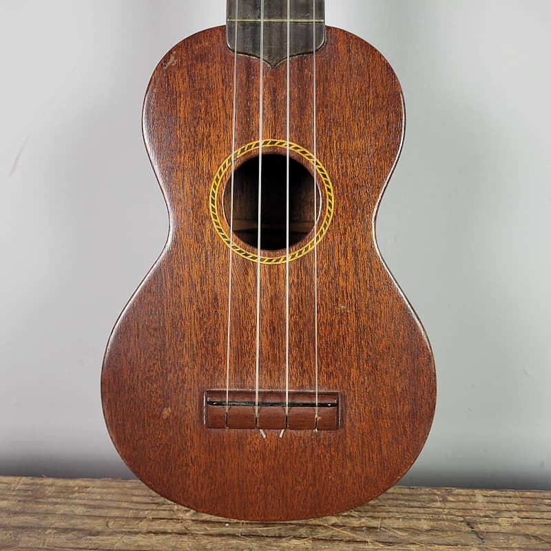 1920's The Gibson Uke-1 Soprano Ukulele with Geib chip case | Reverb