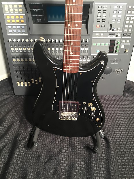 Fender Lead I Black | Reverb
