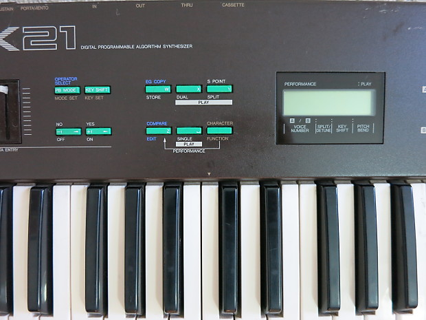 Yamaha DX21 Digital Programmable Algorithm Synthesizer | Reverb UK